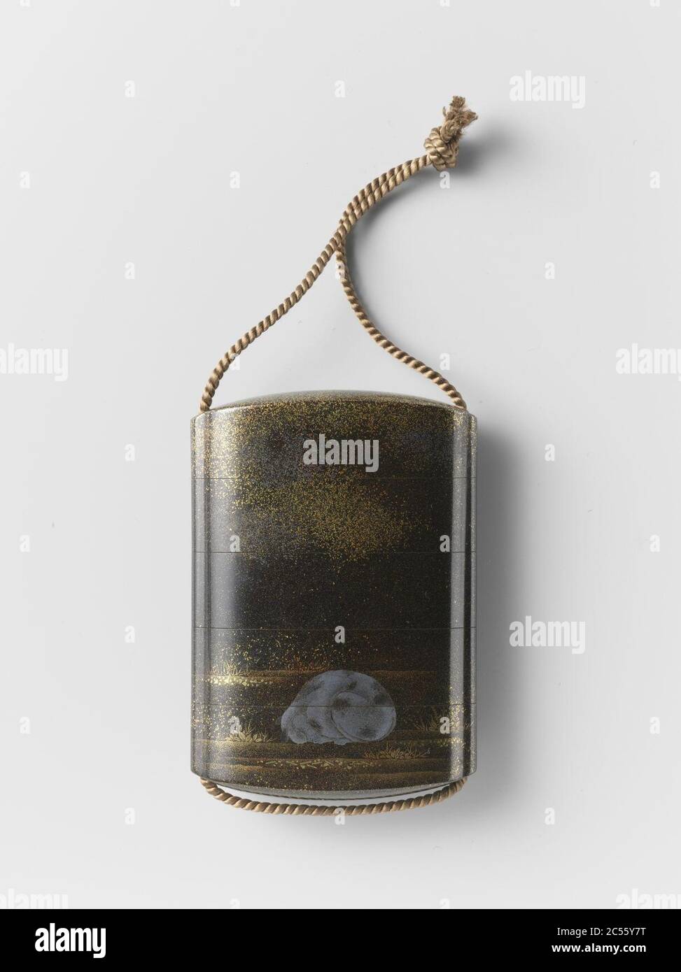 Inro hi-res stock photography and images - Alamy