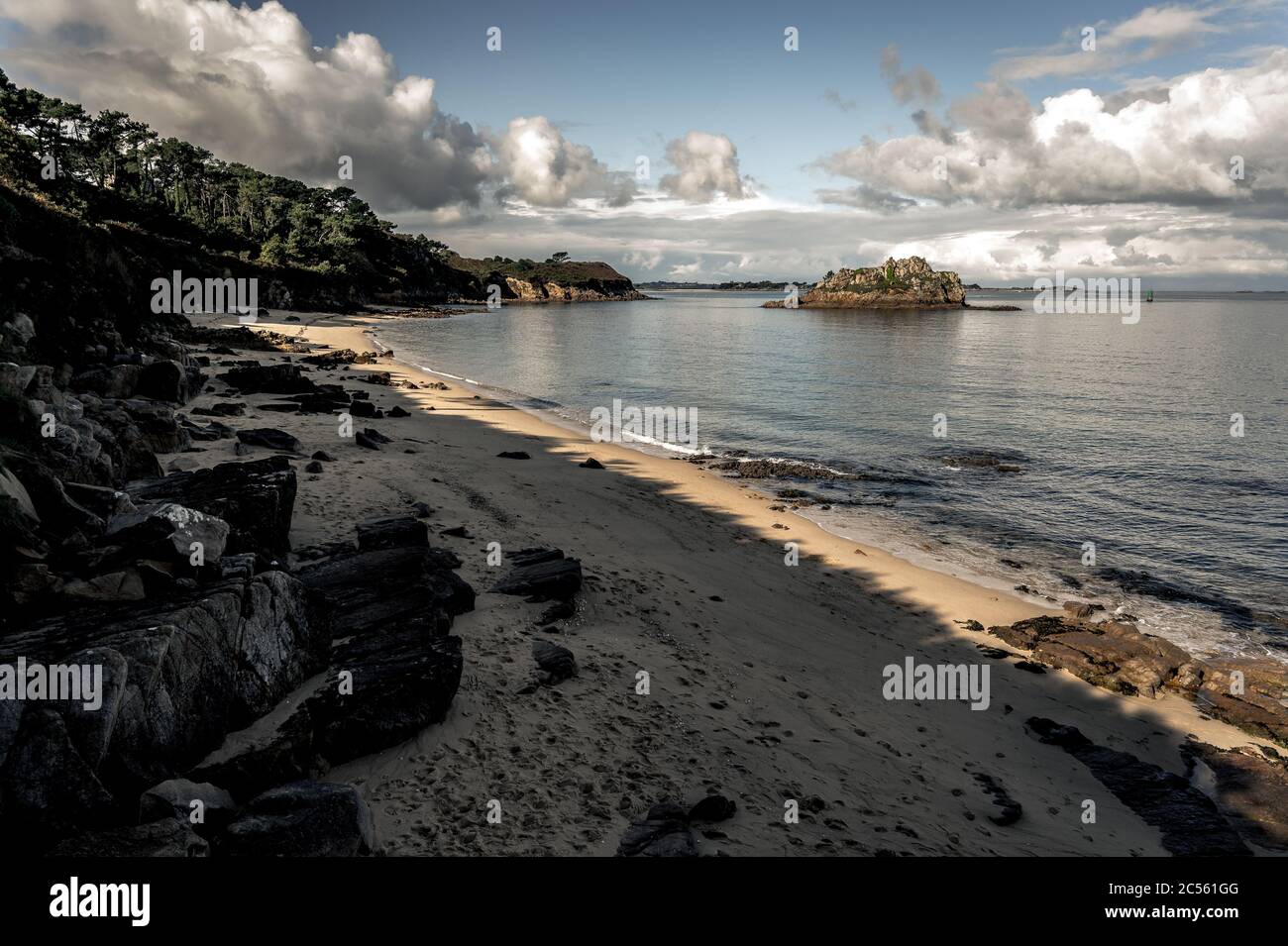 Carantec beach hi-res stock photography and images - Alamy
