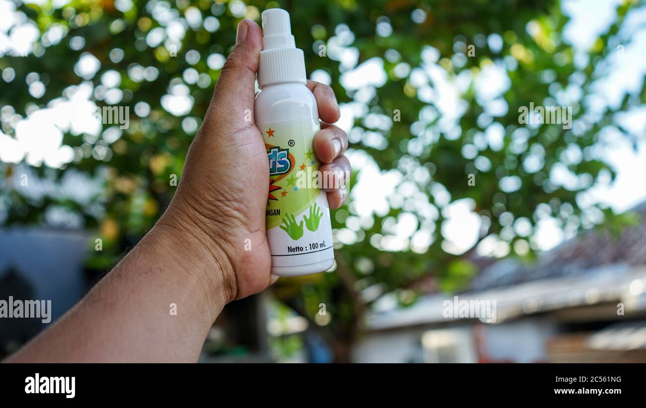 Hand cleaner fresh sanitizer hi-res stock photography and images - Alamy