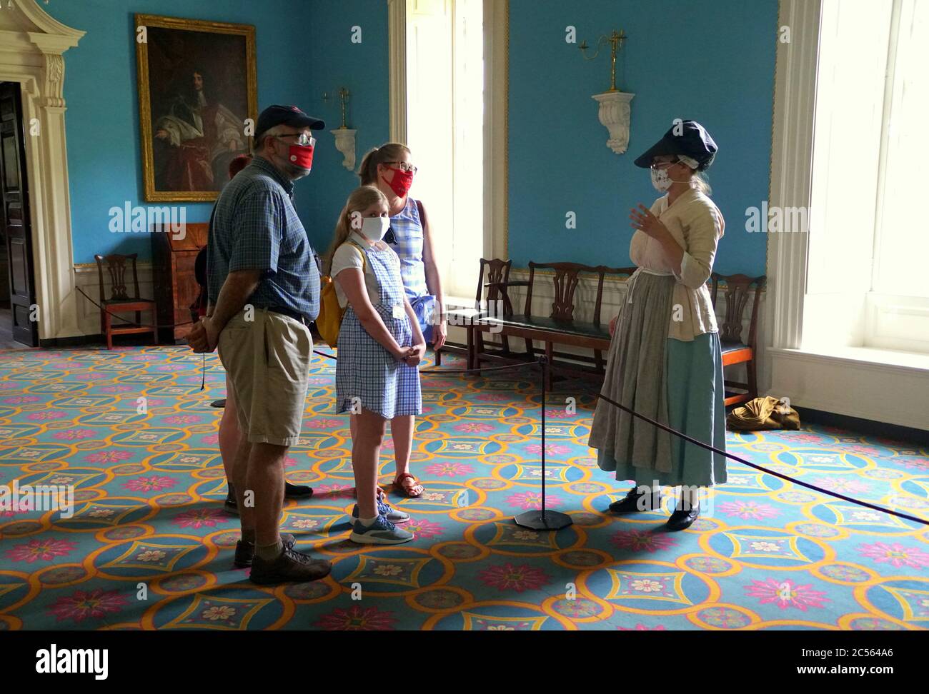 Lady in indoor costume hi-res stock photography and images - Alamy