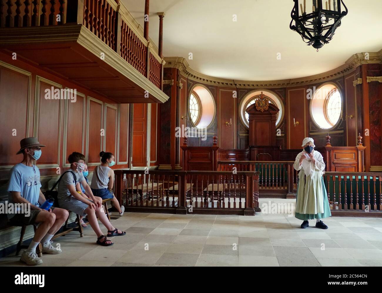 Lady in indoor costume hi-res stock photography and images - Alamy