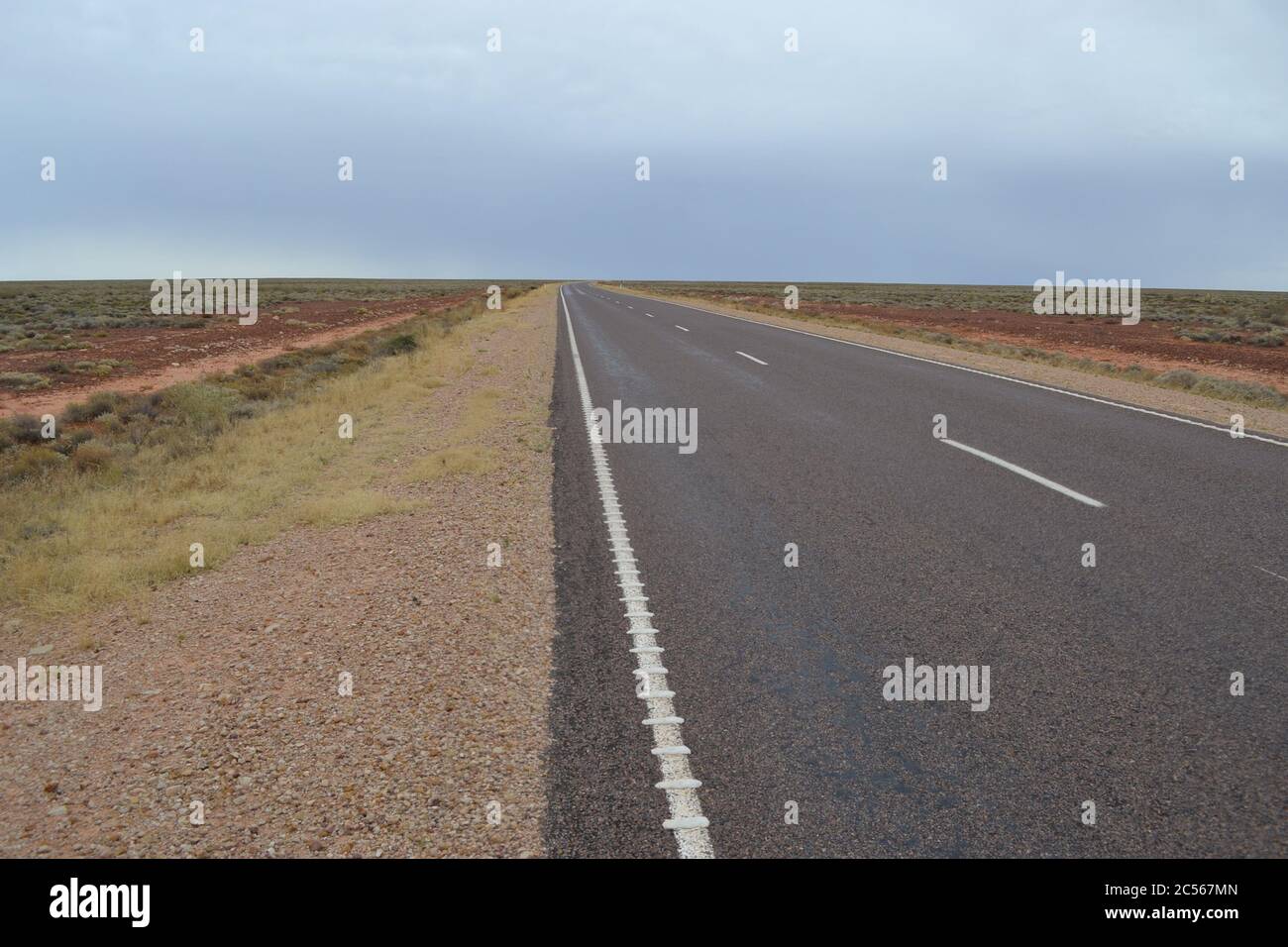 Flat stretch of road or highway in the Australian outback near Coober ...