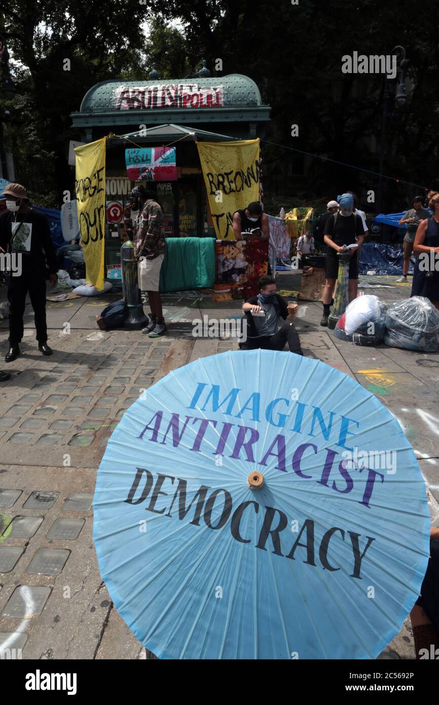 Marginalized community hi-res stock photography and images - Alamy