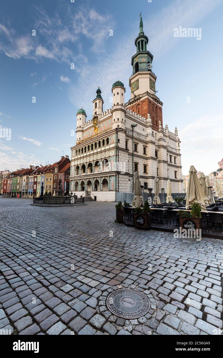 Destination old town sights hi-res stock photography and images - Alamy