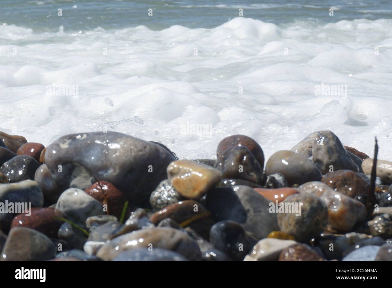 White washed stones texture hi-res stock photography and images - Alamy