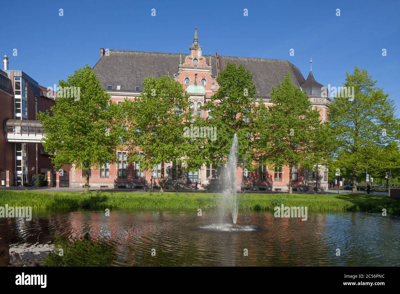 Former telephone exchange building hi-res stock photography and images ...