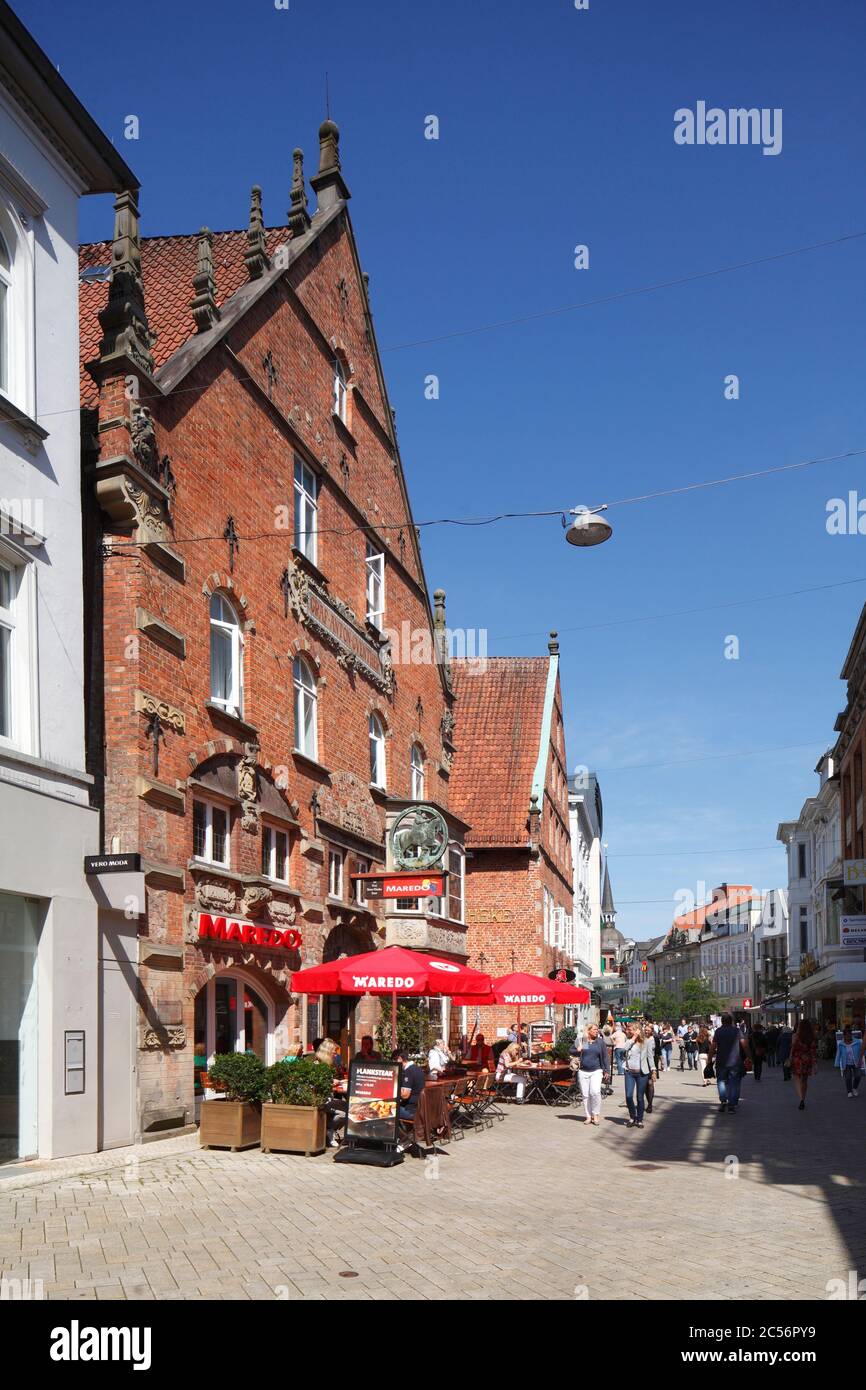 Lange straße oldenburg hi-res stock photography and images - Alamy