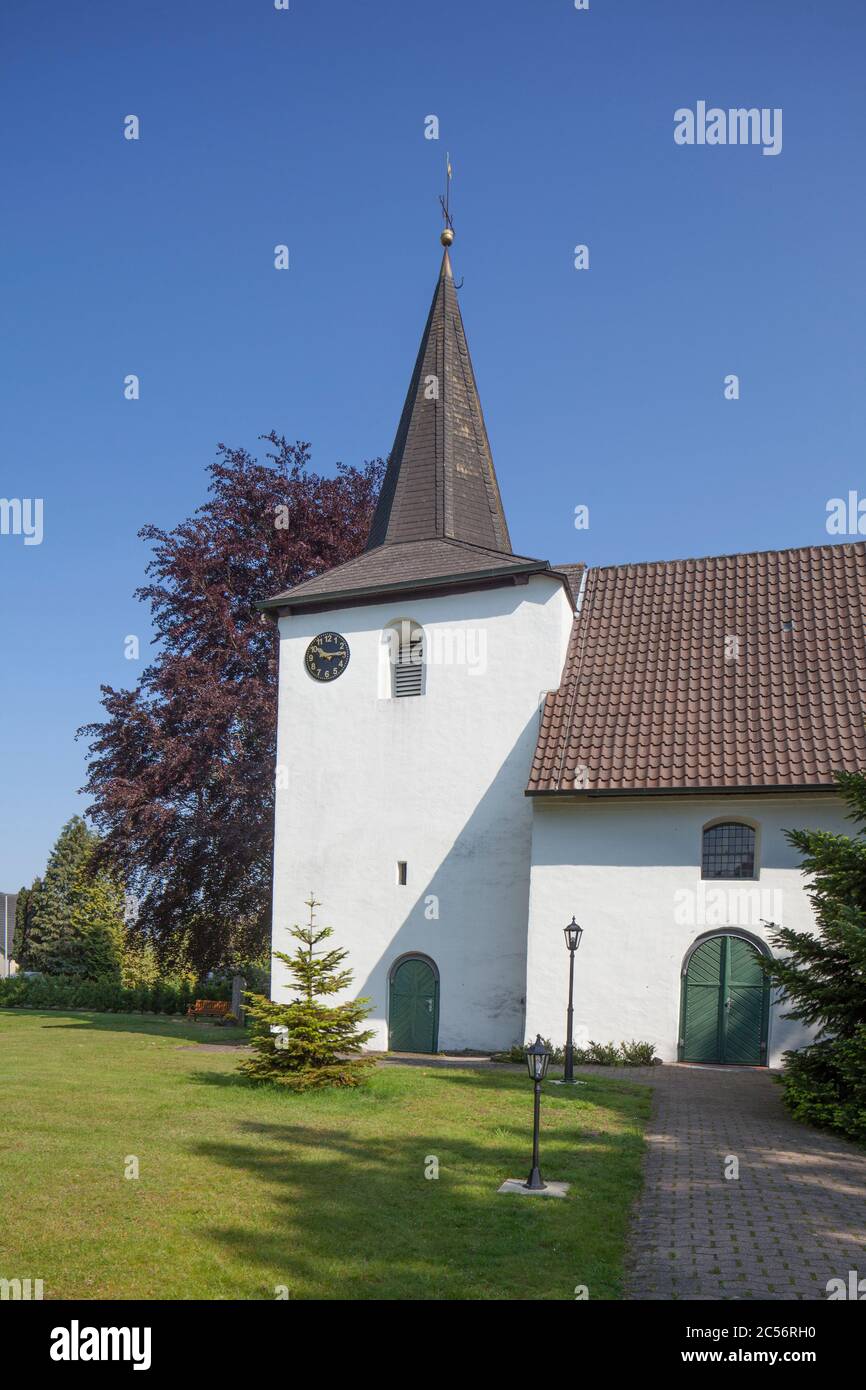 Churches of europe hi-res stock photography and images - Alamy