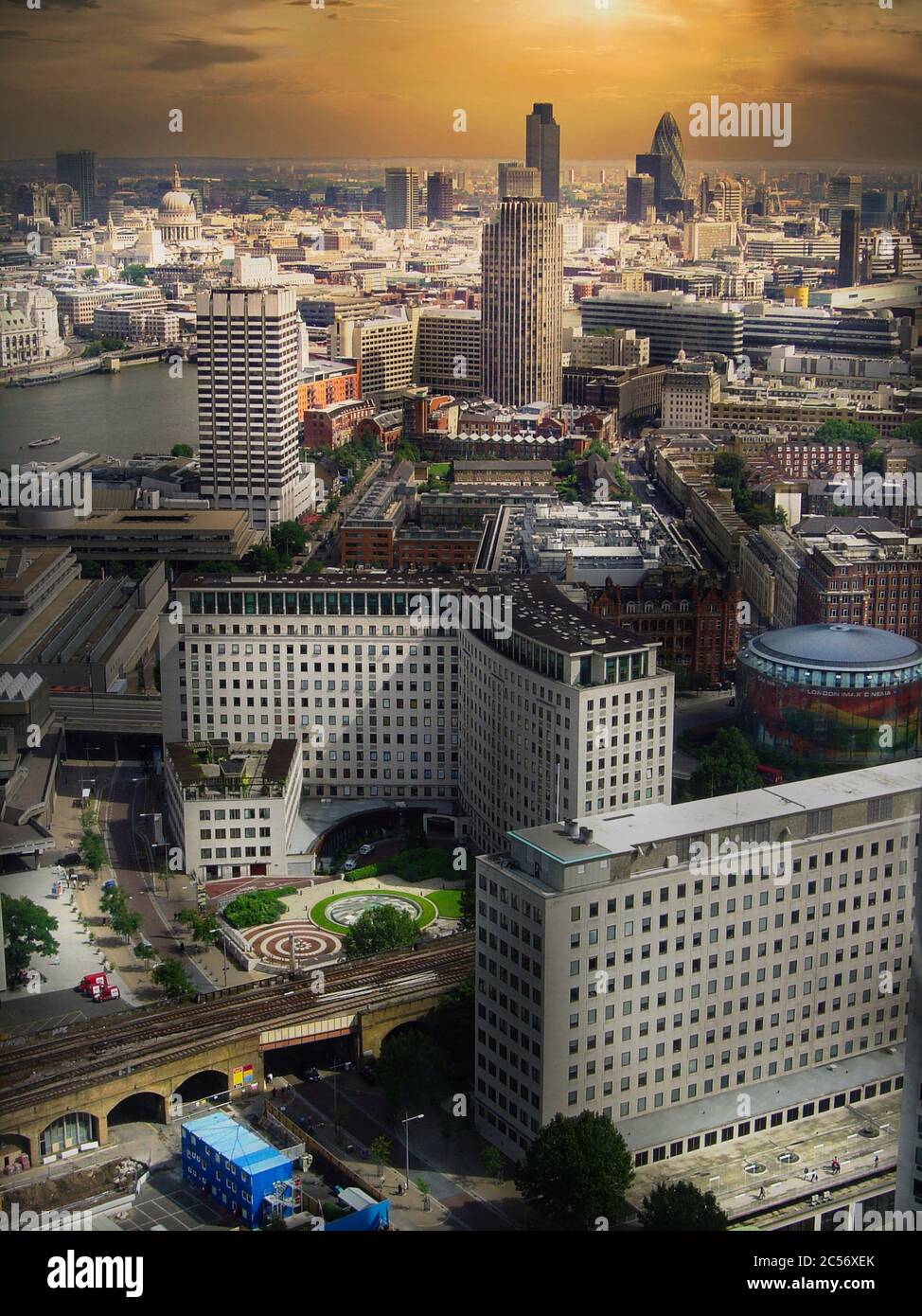 Birds eye view city of london hi-res stock photography and images - Alamy