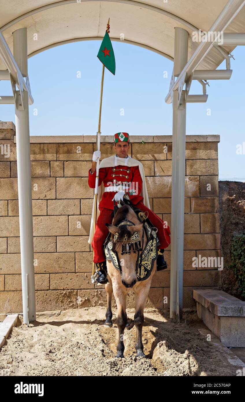 Ceremonial feature hi-res stock photography and images - Alamy