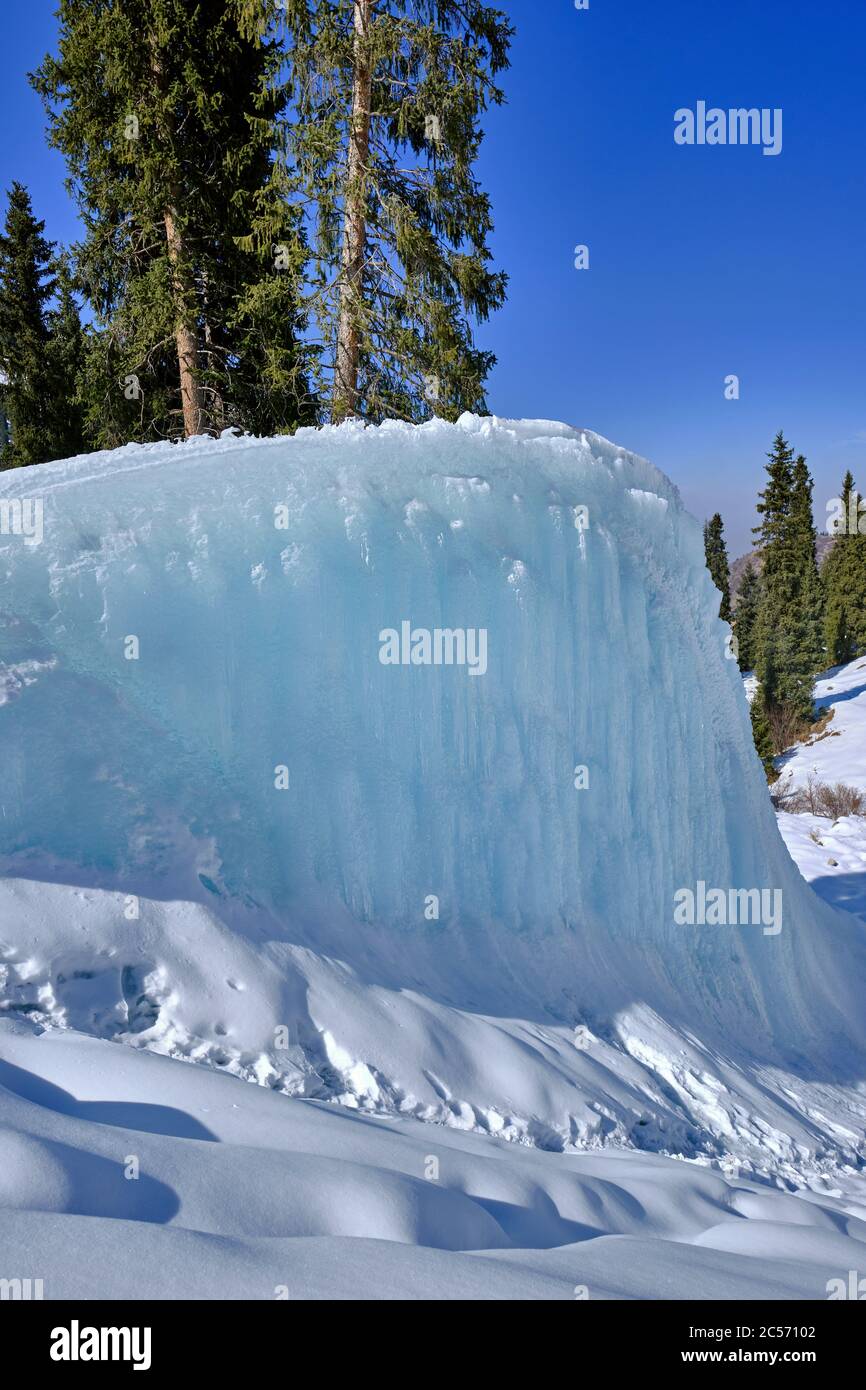 Natural phenomenon that arose under the influence of water, wind and ...