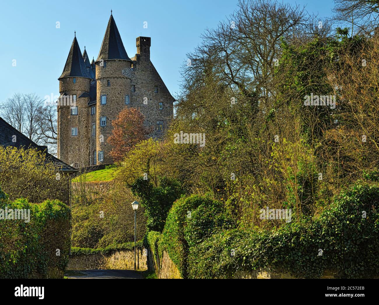 Basalt building hi-res stock photography and images - Alamy