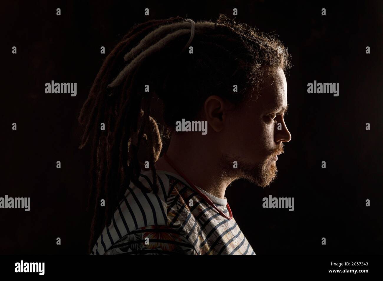 Black man beard dreadlocks hi-res stock photography and images - Alamy