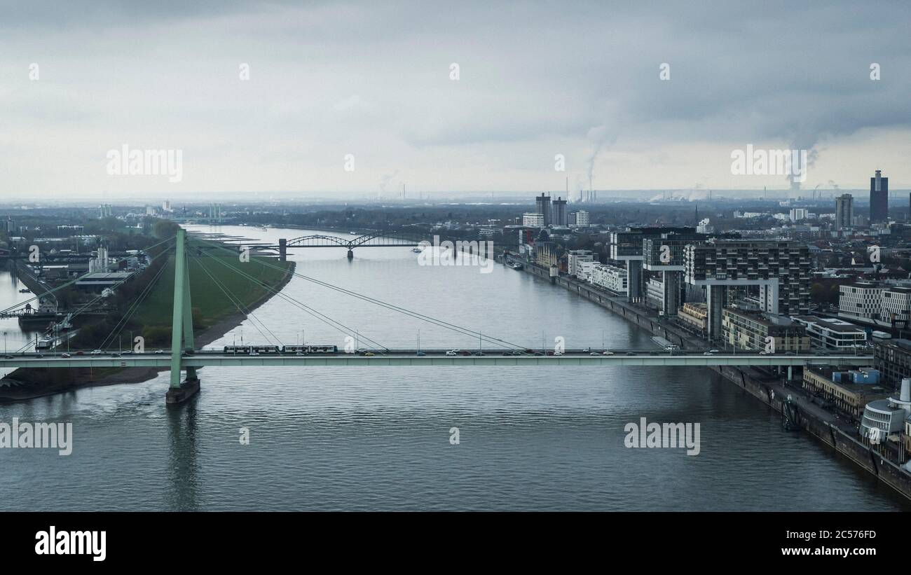 Rhine bridges hi-res stock photography and images - Alamy