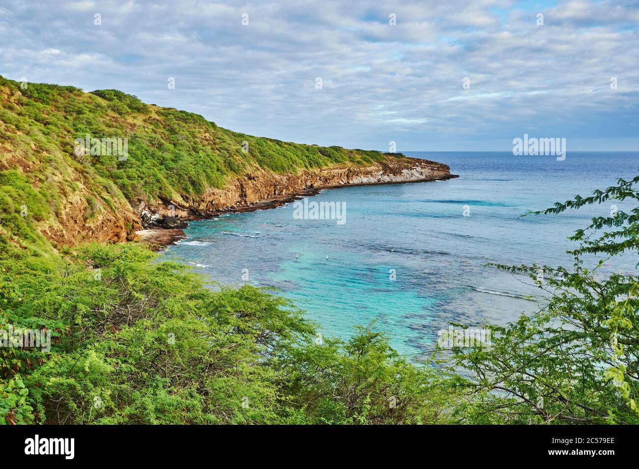 Beach landscape at Hanauma Ba, Oahu Hawaiian Island, Oahu, Hawaii ...