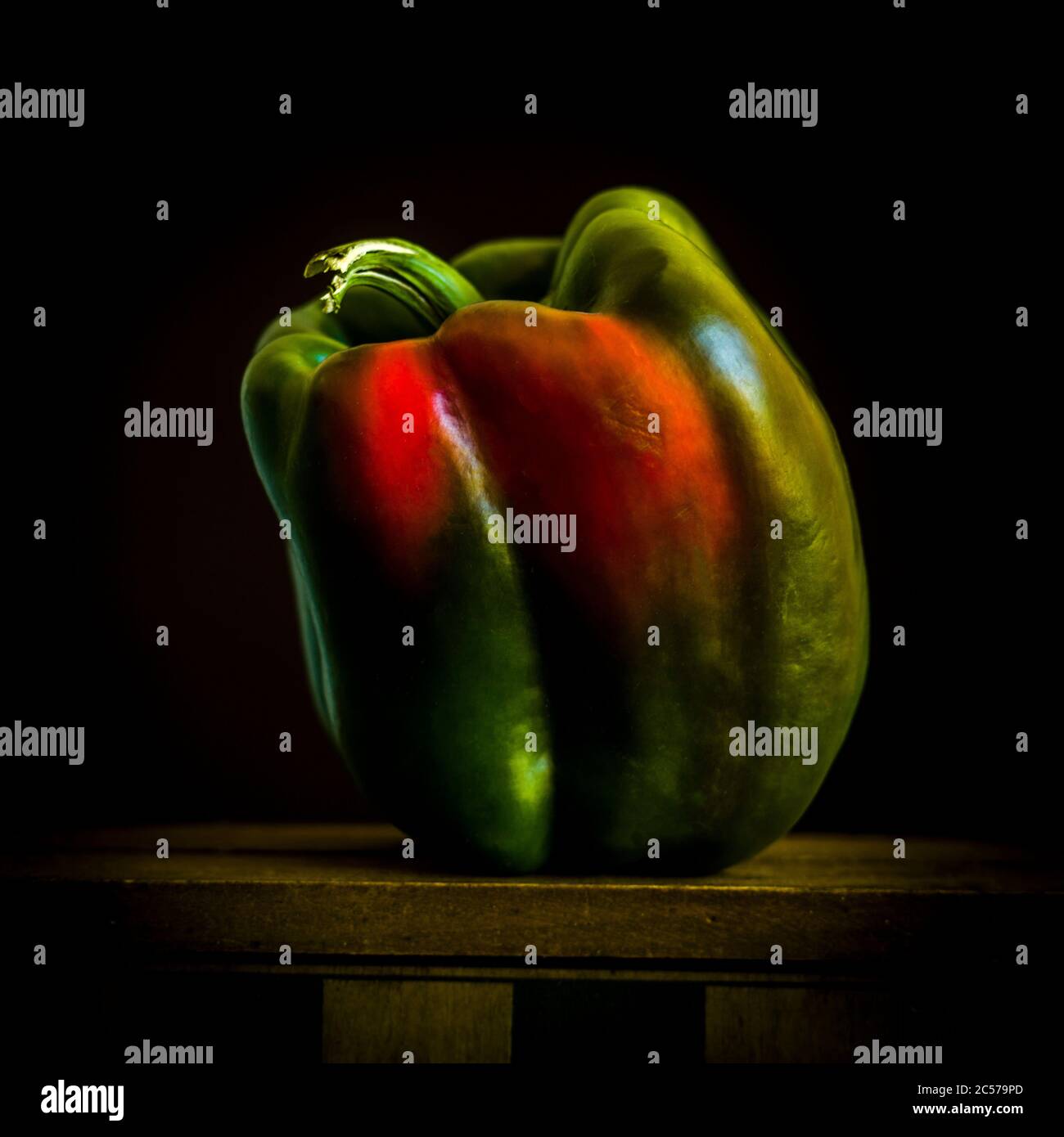 Green bell pepper hi-res stock photography and images - Alamy