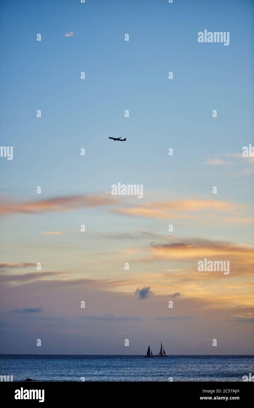 Aeroplane activities hi-res stock photography and images - Alamy