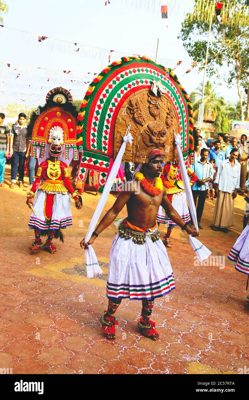 dancers of kathakali dancer,theyyam,thira,folk dancers,celebration ...