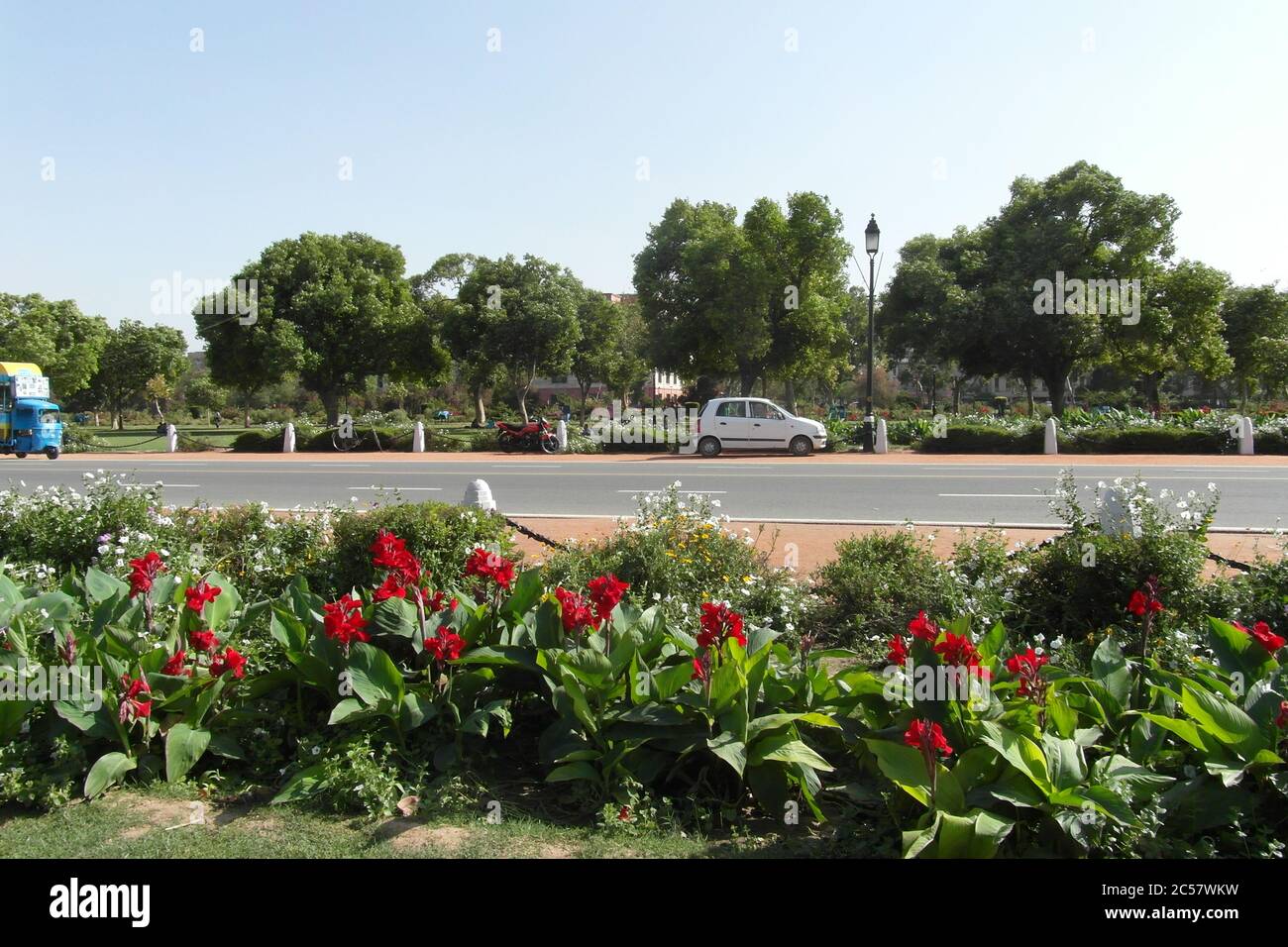 Delhi is a city with an ancient and stunning culture. Beautiful city ...
