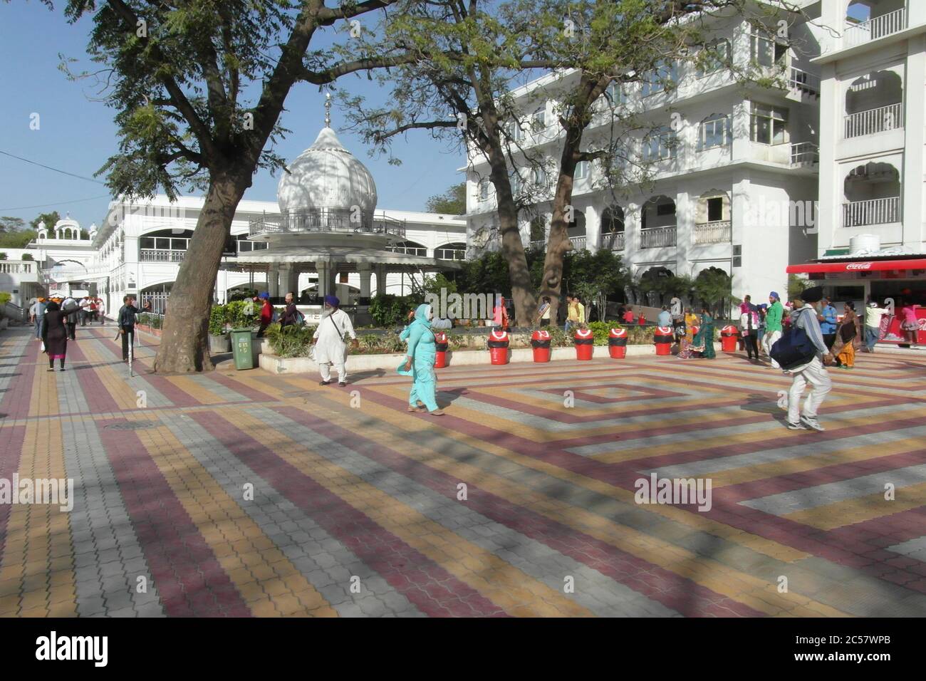 Delhi is a city with an ancient and stunning culture. Beautiful city ...
