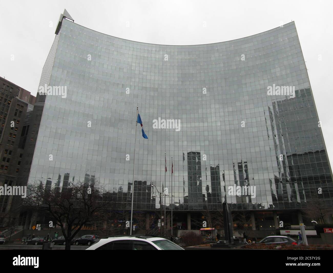 Narrow street toronto hi-res stock photography and images - Alamy