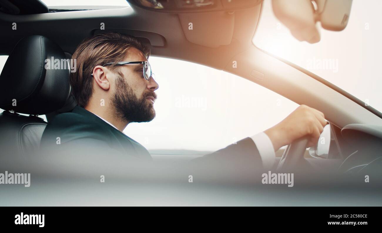 Car side profile hi-res stock photography and images - Alamy