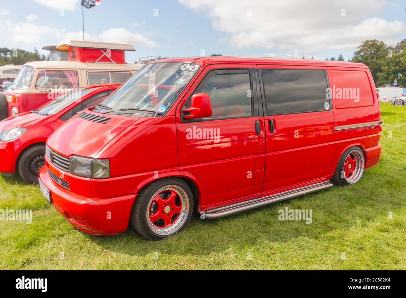 Vw t5 camper hi-res stock photography and images - Alamy