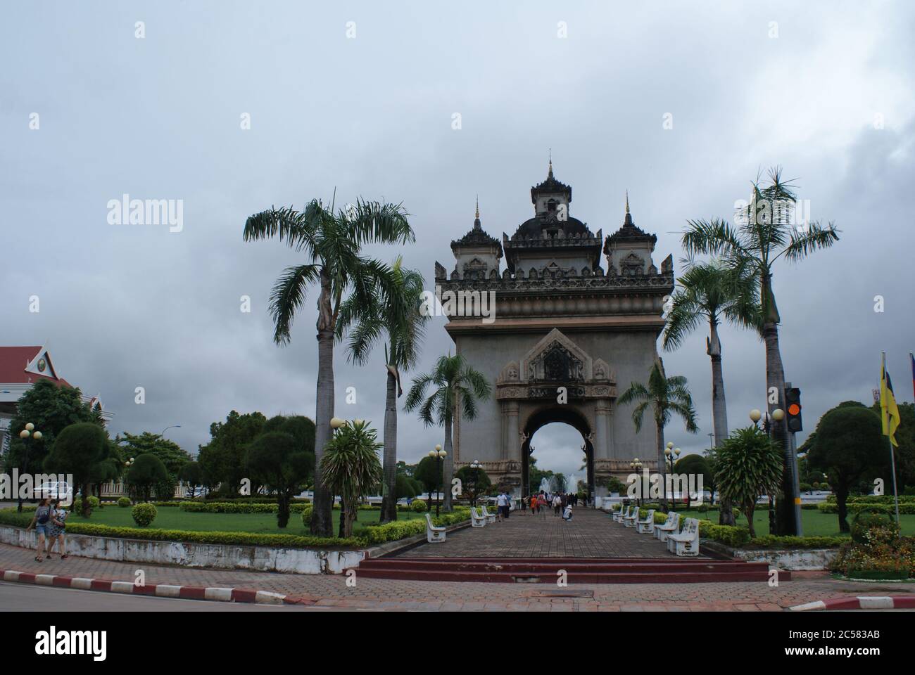 Beautiful and original Laos. Capital Of Vientiane. An unusual journey ...