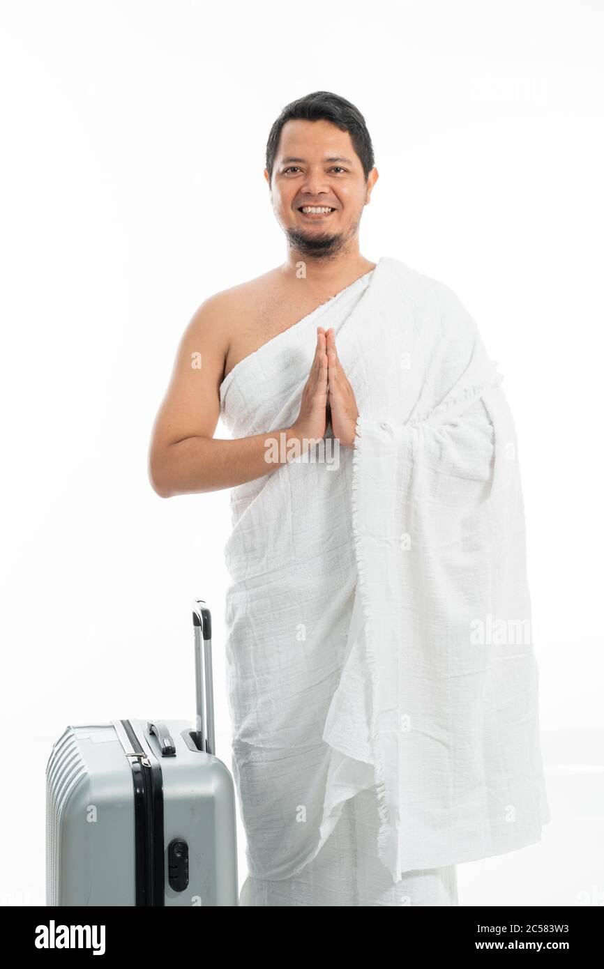 pose muslim asian man wearing ihram muslim clothes for hajj and umrah ...