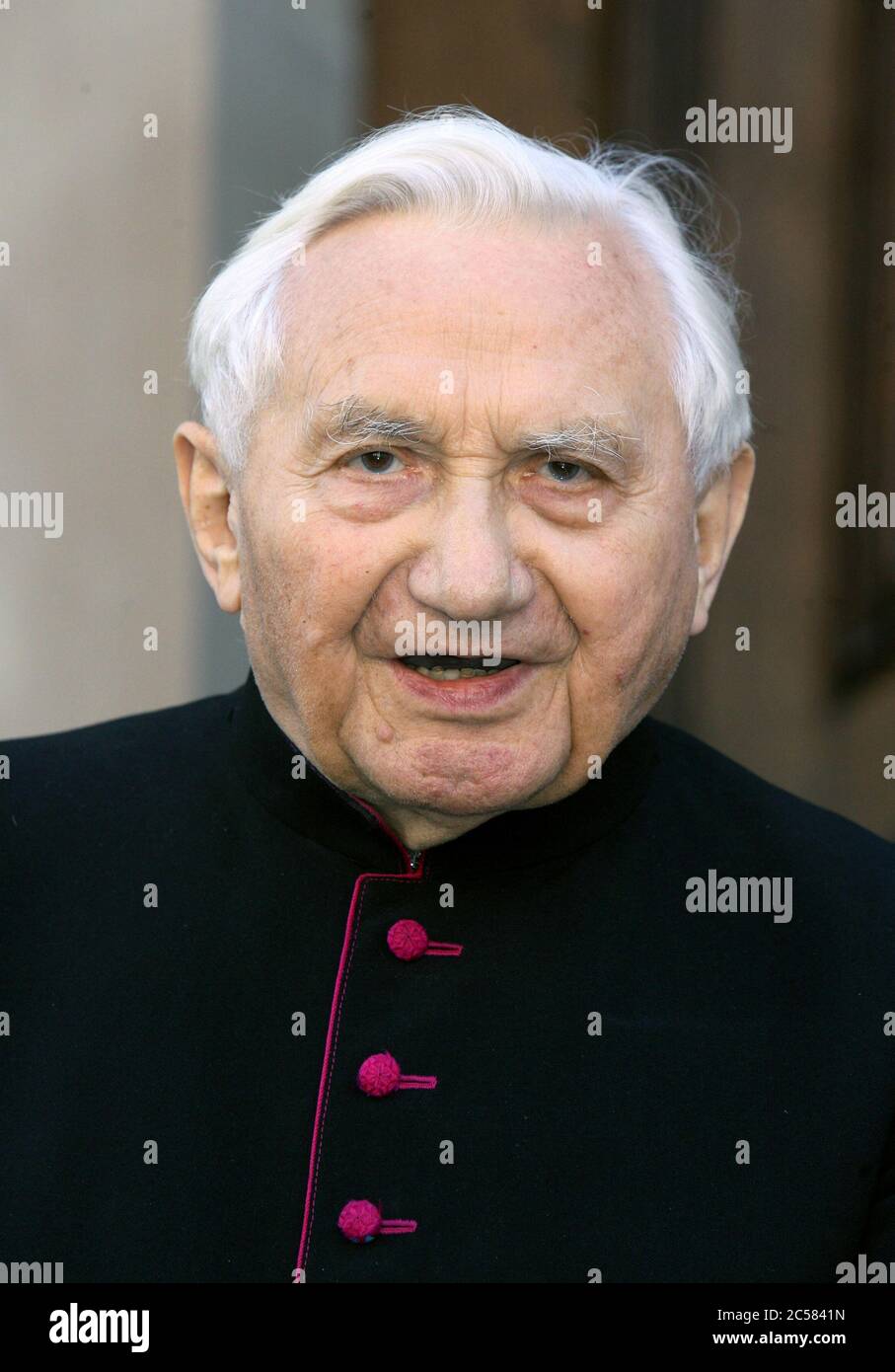 Traunstein, Germany. 08th July, 2007. Georg Ratzinger is guest of ...