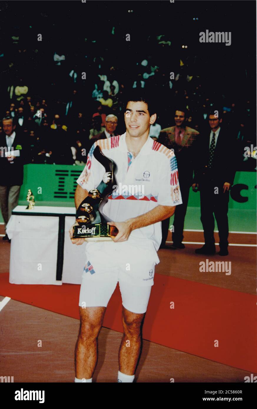 Pete sampras with trophy hi-res stock photography and images - Alamy