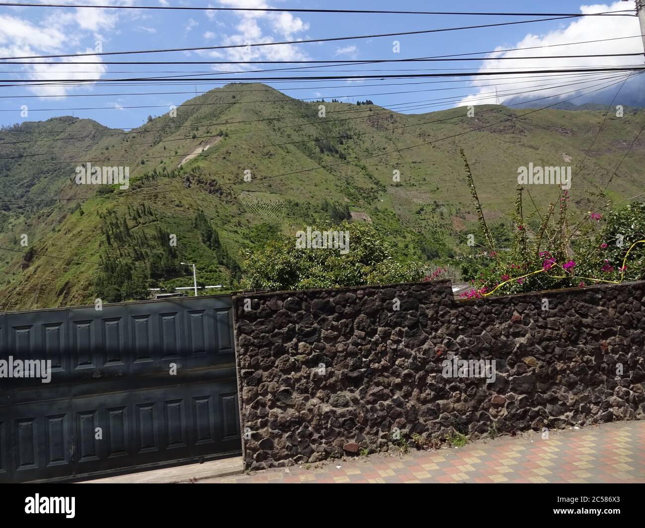 Stunning mountains in Banos and the famous "tree House". Casa de Arbol ...