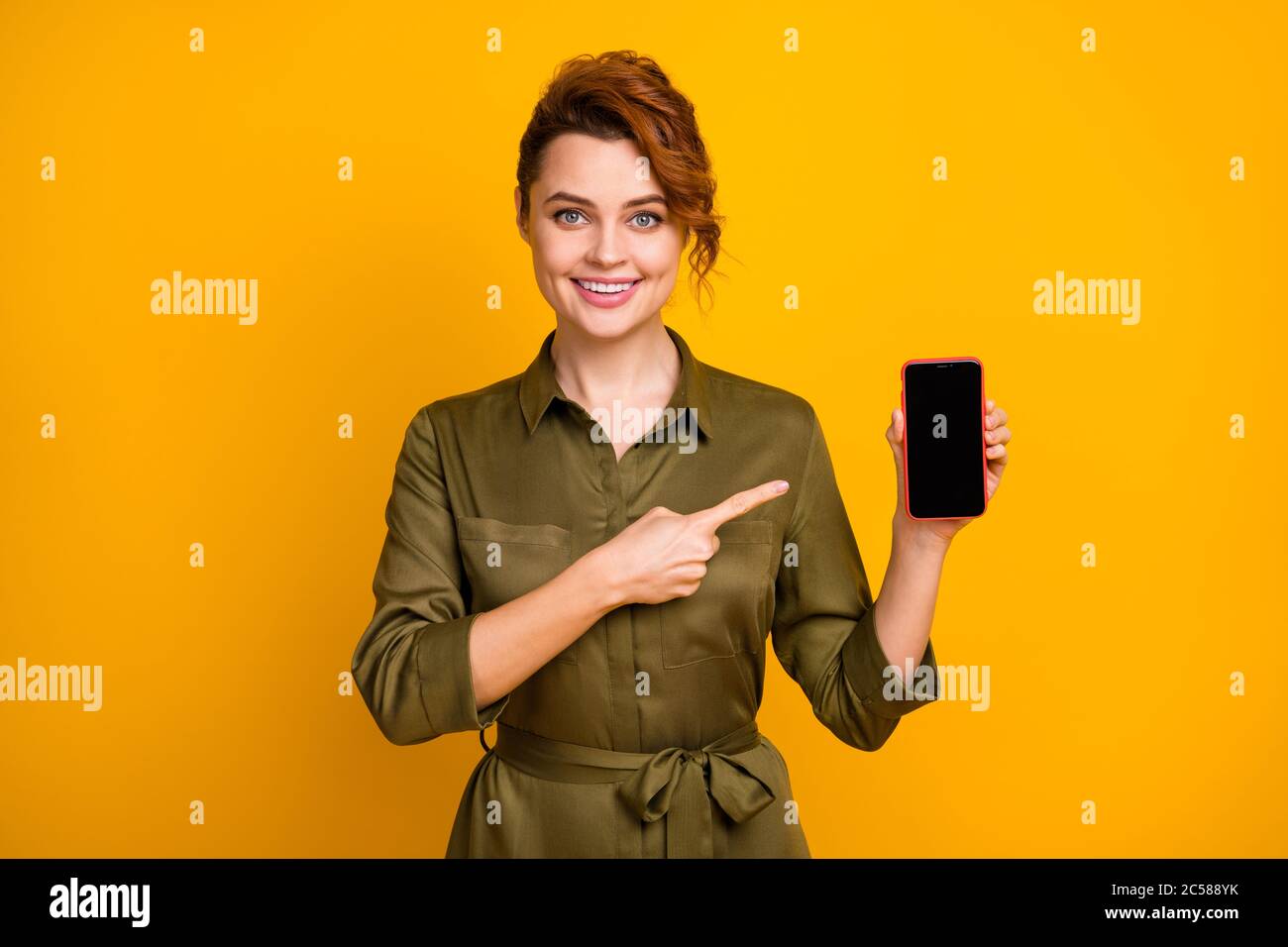 Portrait of her she nice attractive lovely pretty confident cheerful ...