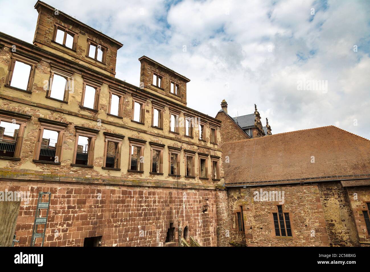 Panoramic aerial view of Heidelberg and ruins of Heidelberg Castle ...