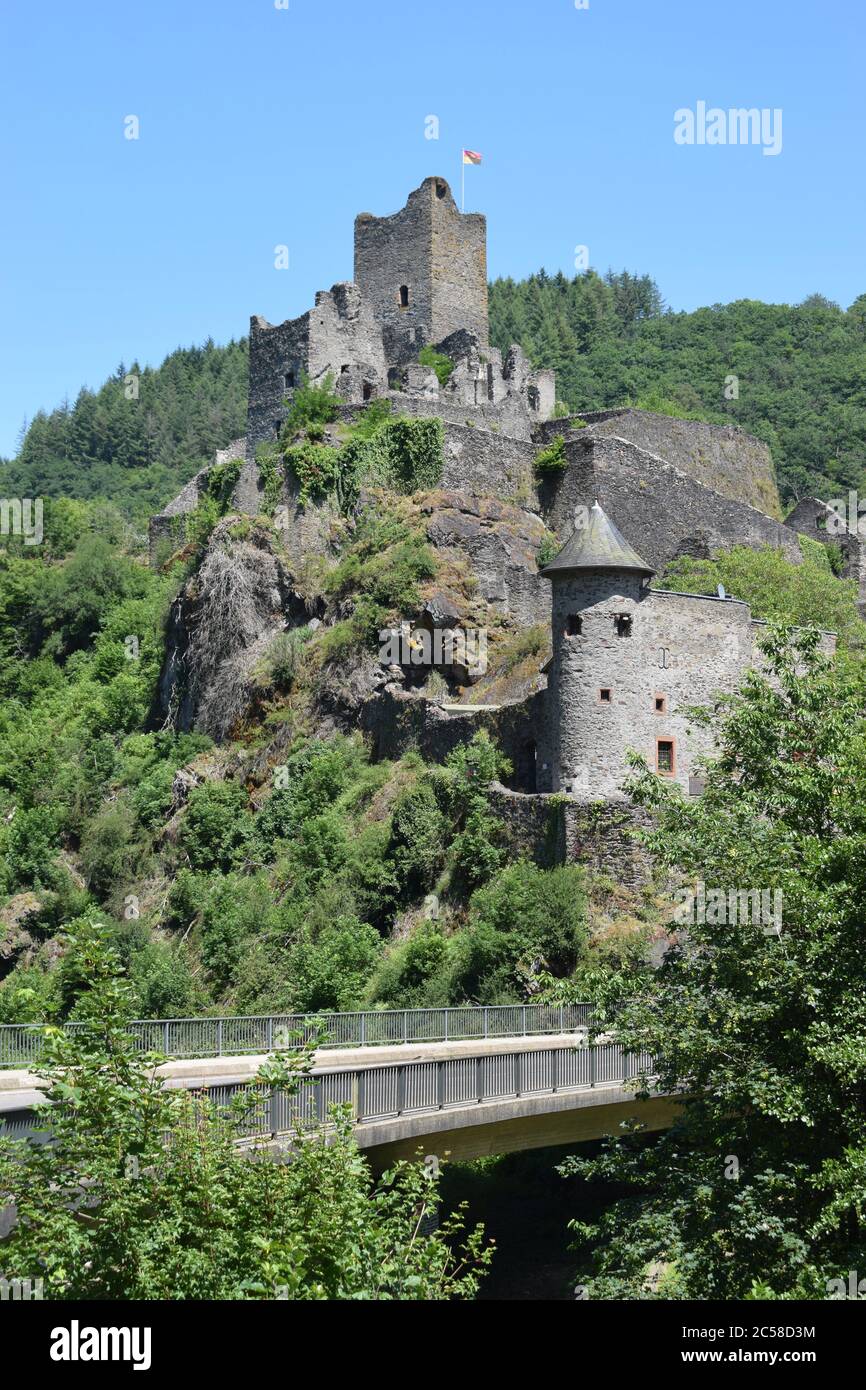 Manderscheid Castles High Resolution Stock Photography and Images - Alamy