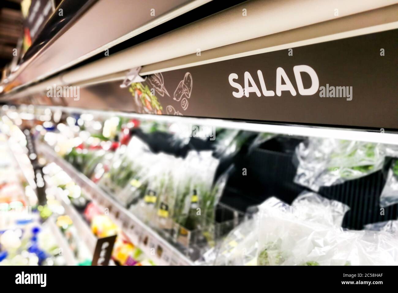 Grocery store interior aisle signage hi-res stock photography and ...