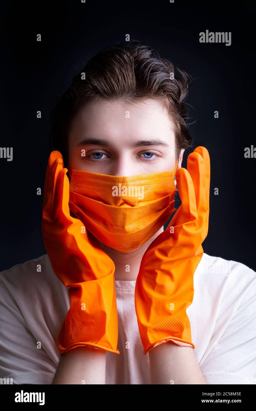 Cold, flu, virus, tonsillitis, respiratory disease, quarantine ...