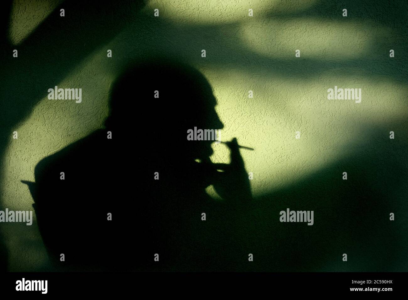 Profile Man Smoking High Resolution Stock Photography and Images - Alamy