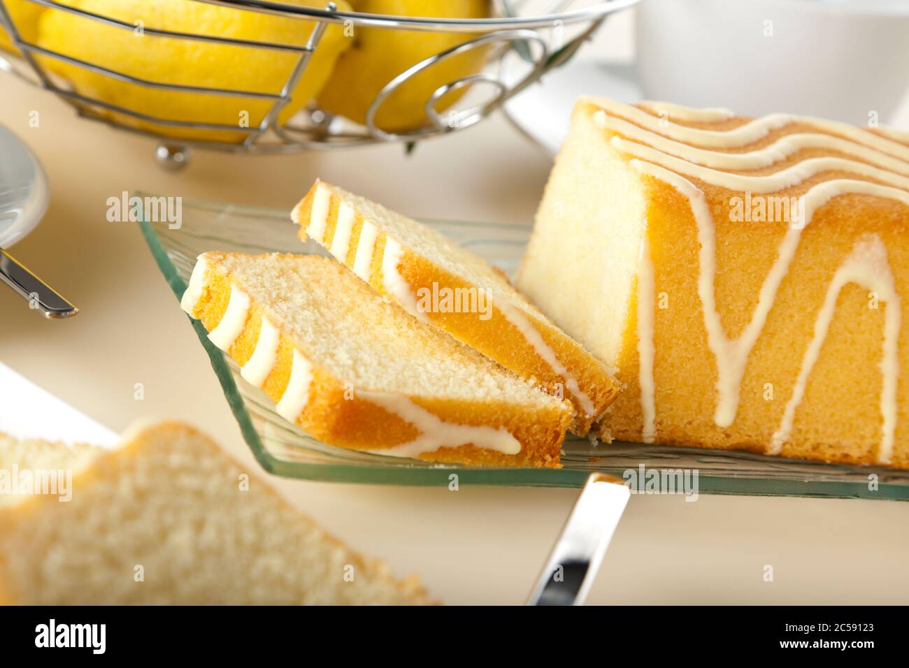Tilted cake hi-res stock photography and images - Alamy