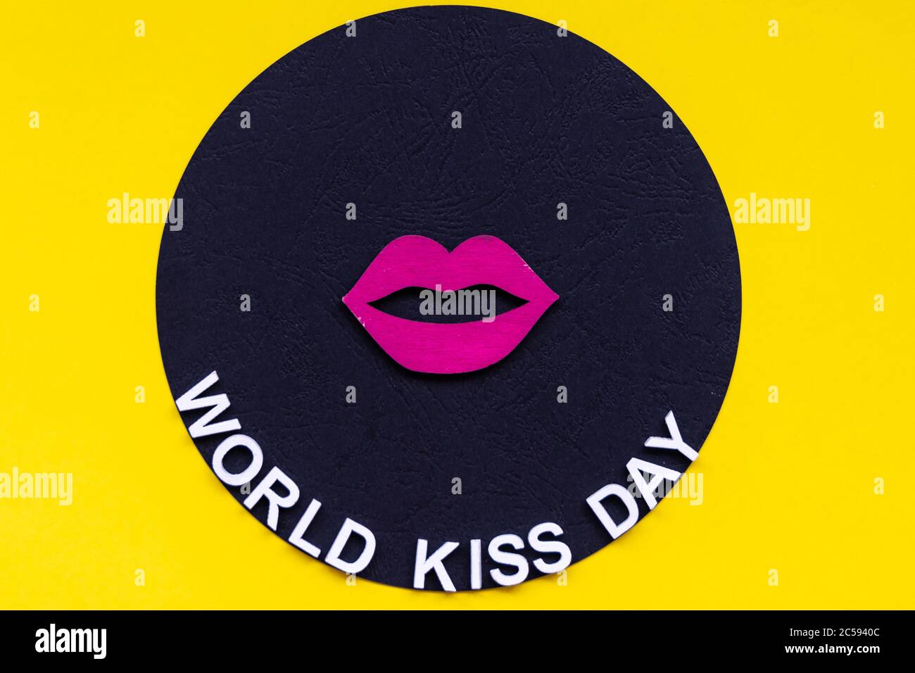 World kiss day or international kissing day. 6th July Stock Photo - Alamy
