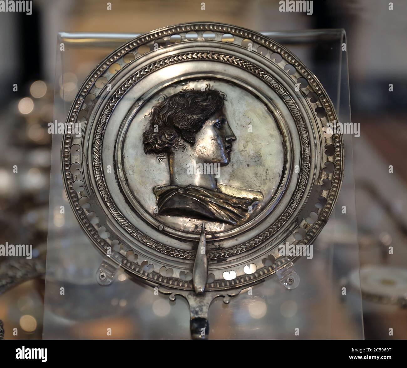 Apollo profile hi-res stock photography and images - Alamy