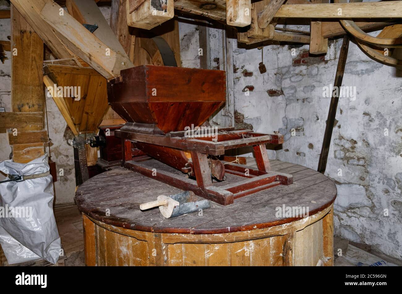 Windmill "Ursula" in Barlt: interior, district of Dithmarschen ...