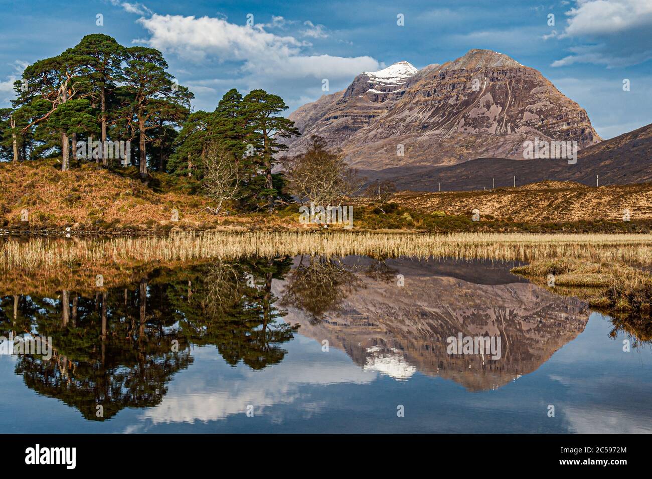 Kinlochewe highlands hi-res stock photography and images - Alamy