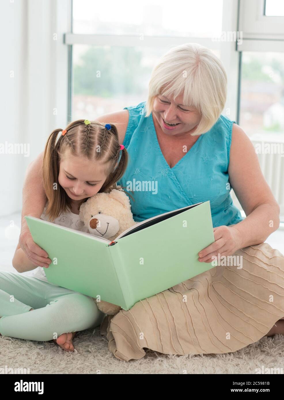 Cute granny hi-res stock photography and images - Alamy