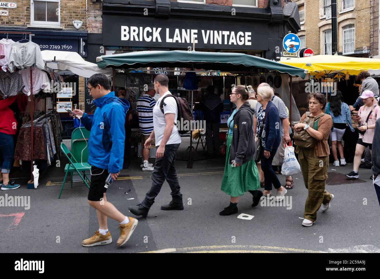 London brick lane market hi-res stock photography and images - Alamy