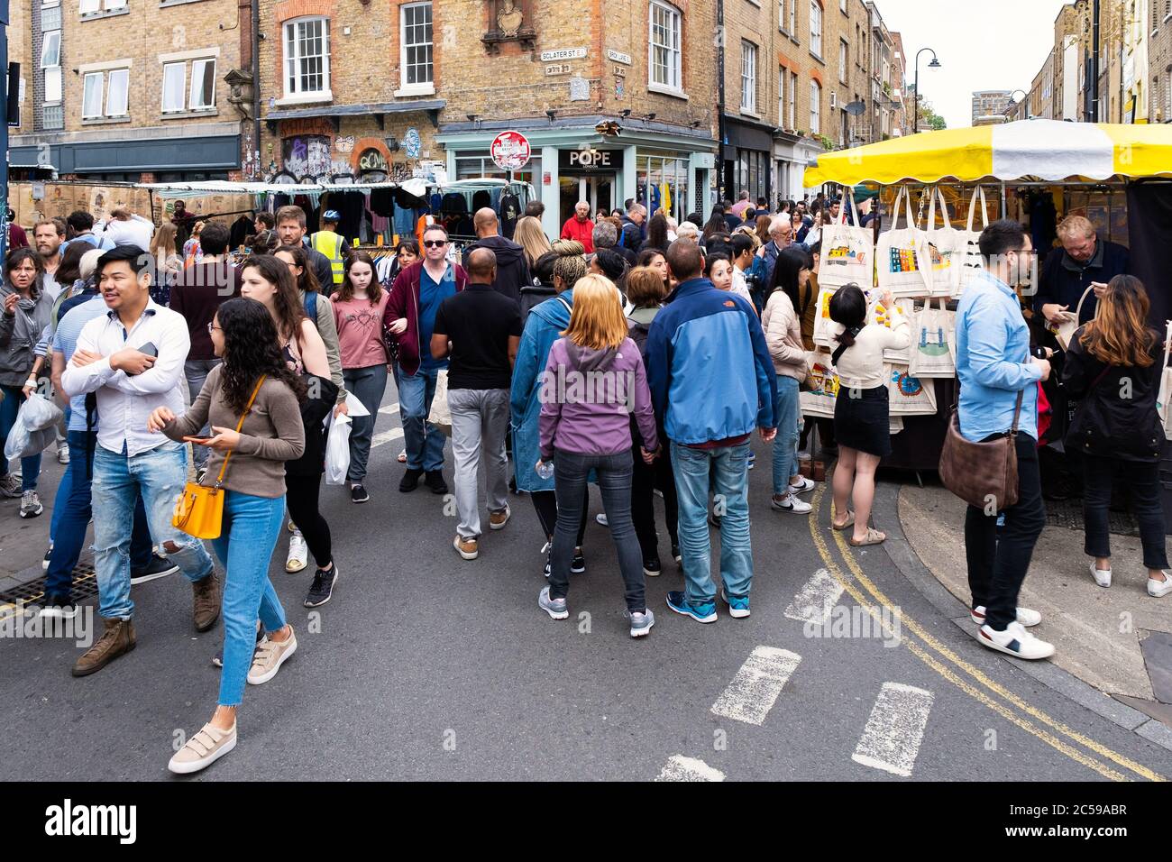 England london whitechapel brick lane hi-res stock photography and ...