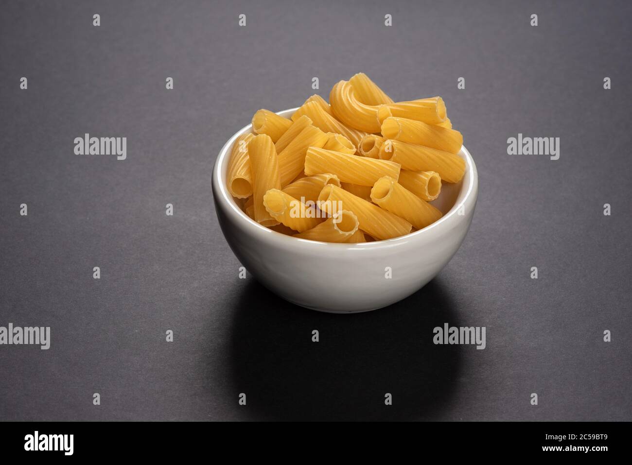 Tortiglioni pasta hi-res stock photography and images - Alamy