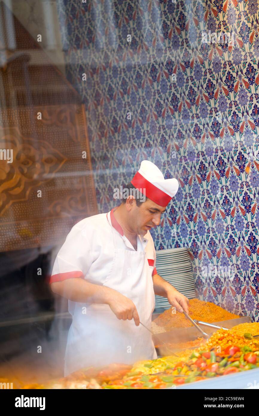 Turkey, Istanbul, street cook in the Sultanhamet district Stock Photo ...