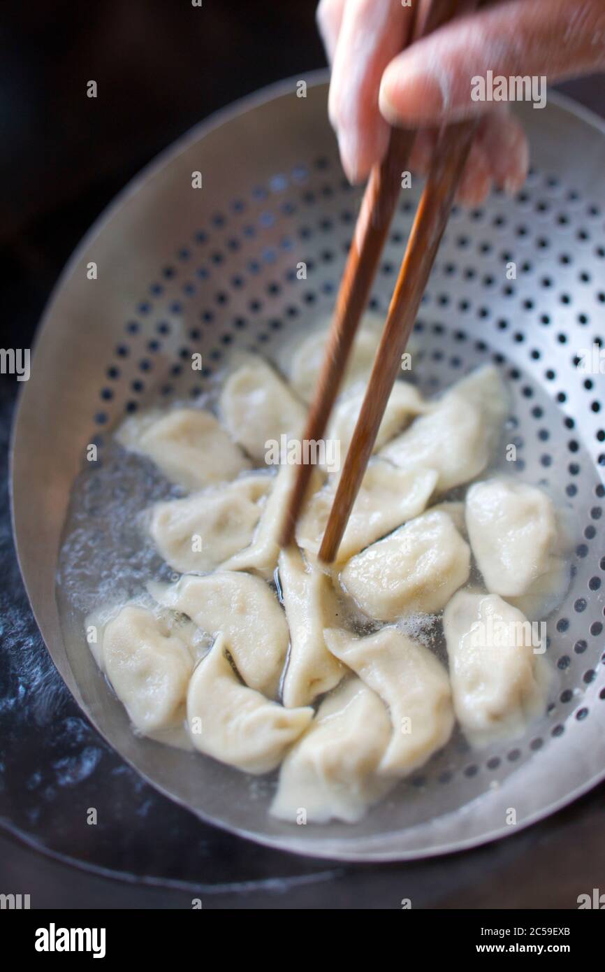 China village cooking hi-res stock photography and images - Alamy