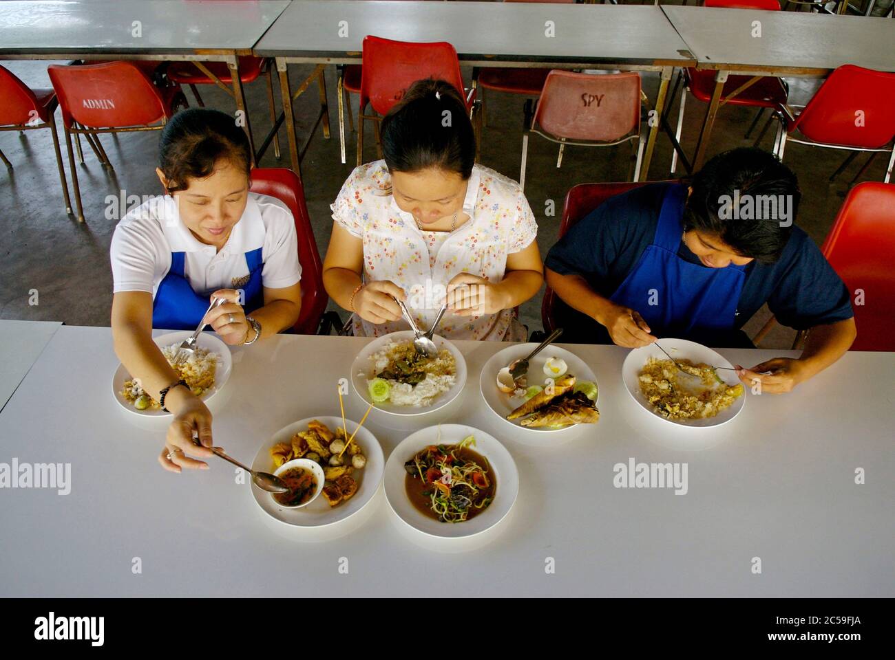 Factory break asia hi-res stock photography and images - Alamy